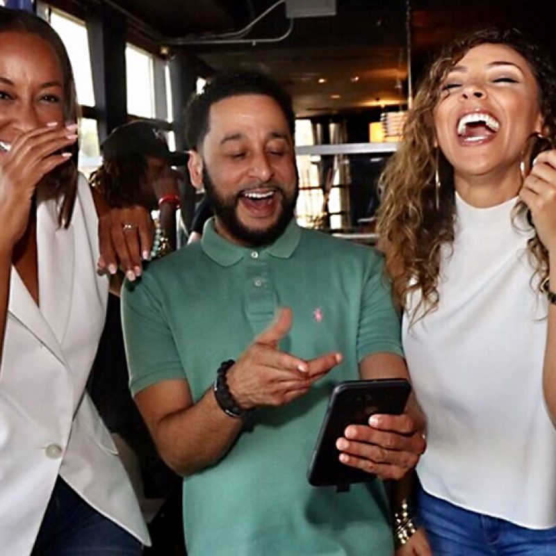 DeDe In the Morning – Compass Media Networks